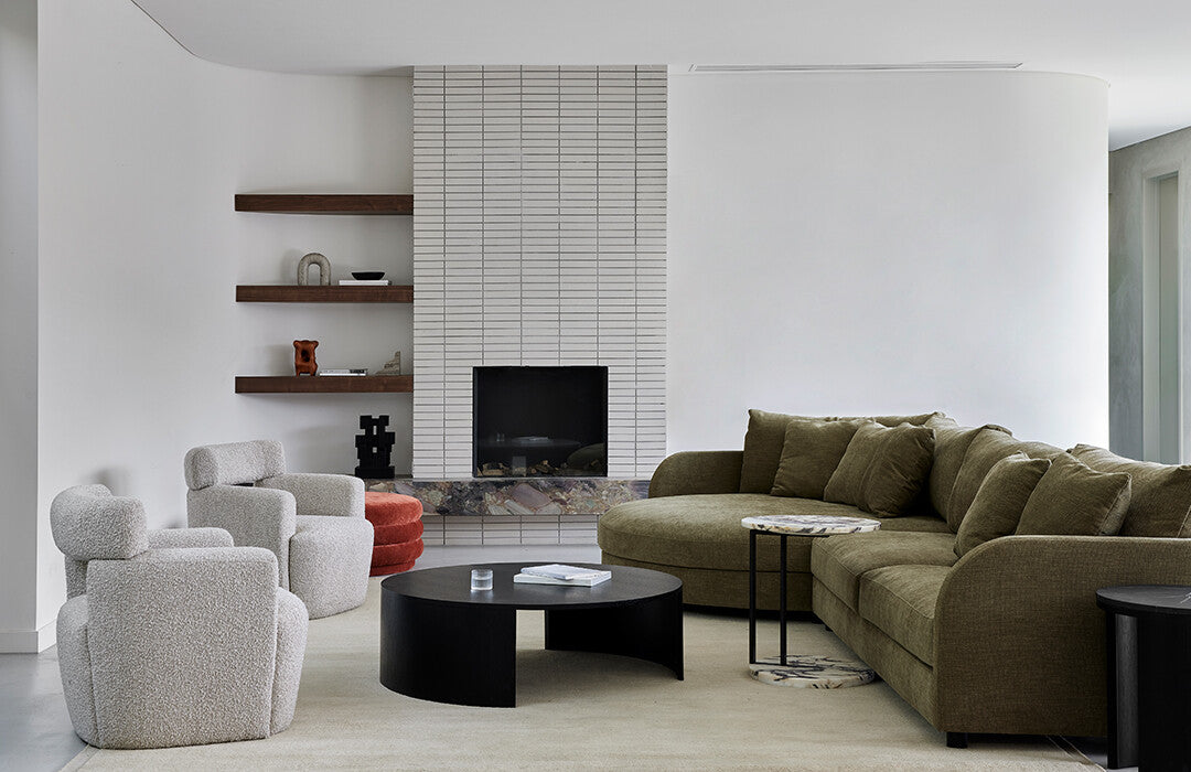 Amara Linear Side Table by GlobeWest – Make Your House A Home